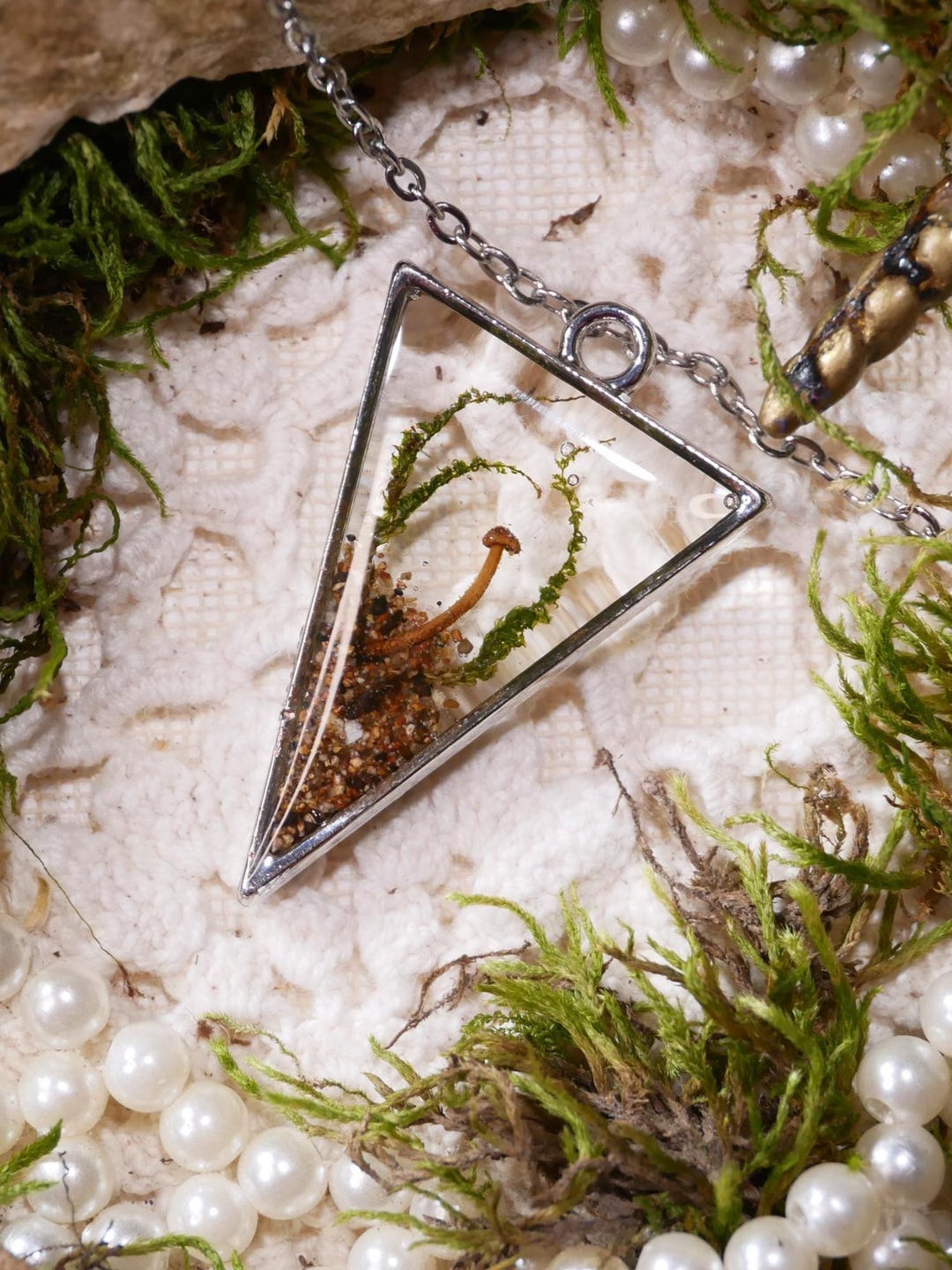 Real Mushroom Triangle Terrarium Moss Jewelry Resin Fairy Tale Necklace ...