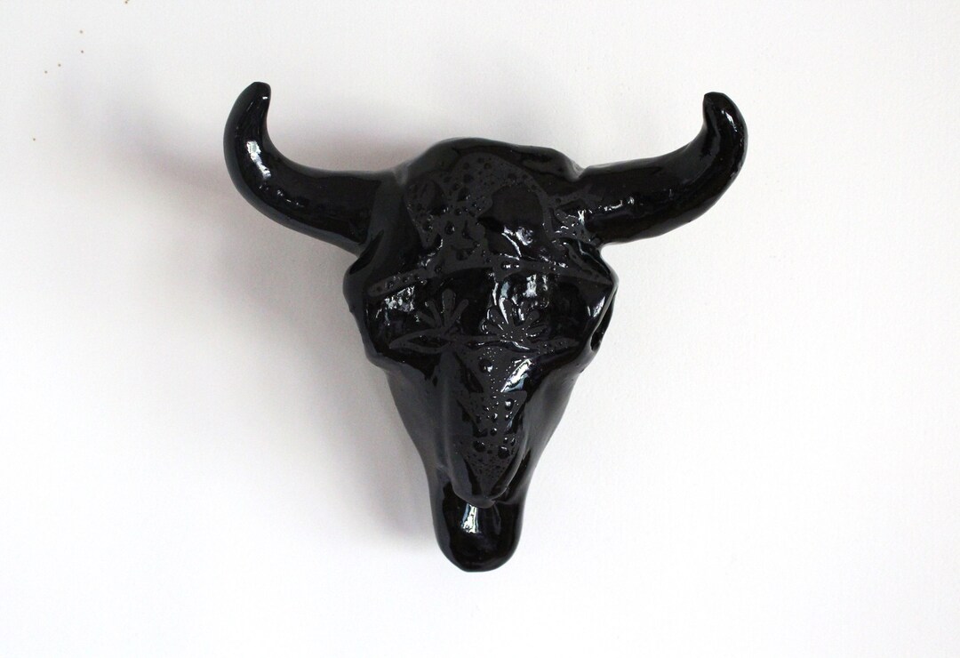 R. Diane Martinez Black-on-black Clay Cattle Skull Sculpture - RARE - Etsy