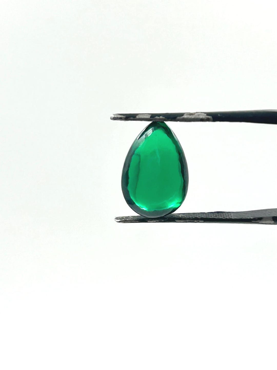 Green Hydro Plain Smooth Pear Briolette, Calibrated Gemstone, Size ...