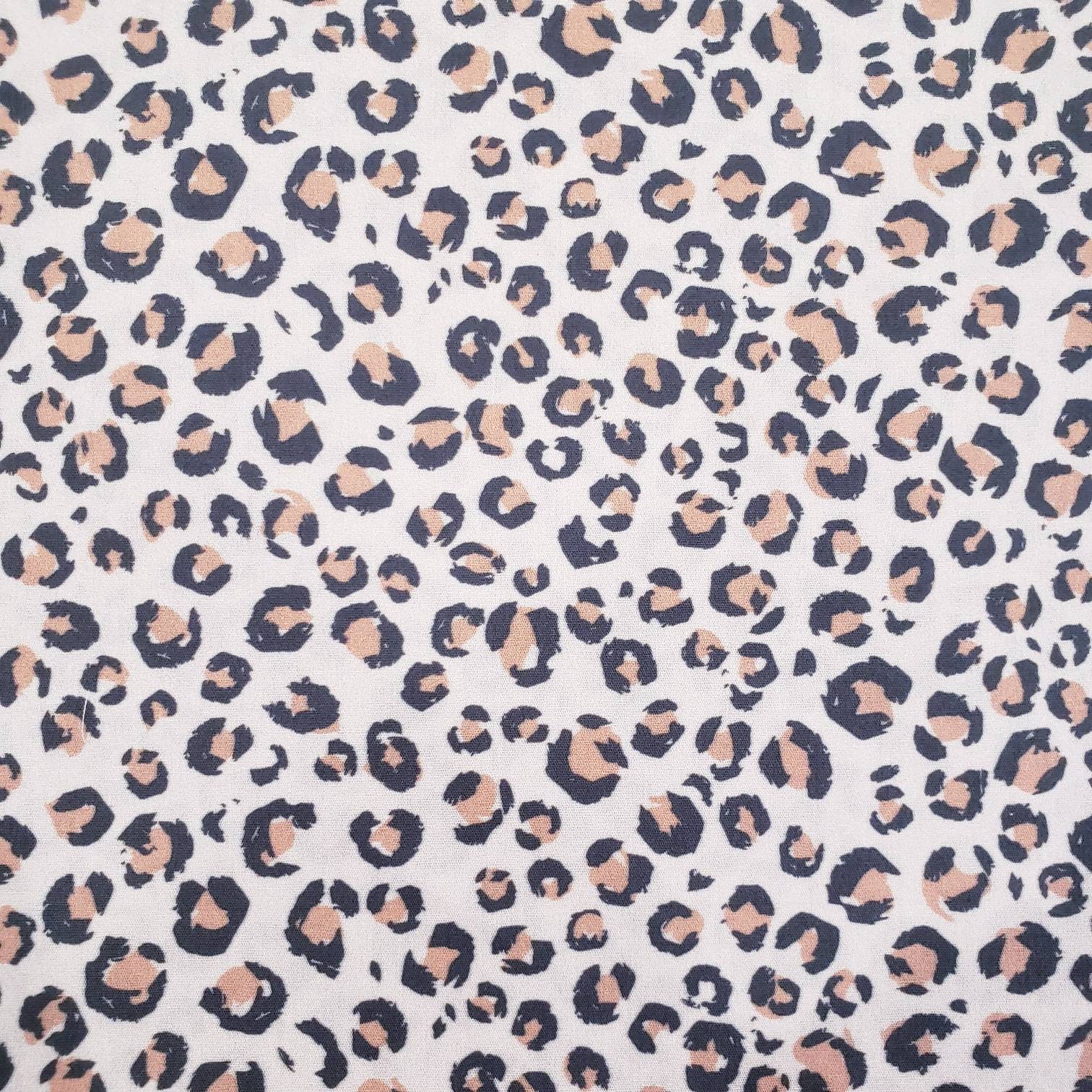 Leopard print pocket Tee / Zoo day / Custom pocket t-shirt/ | Etsy