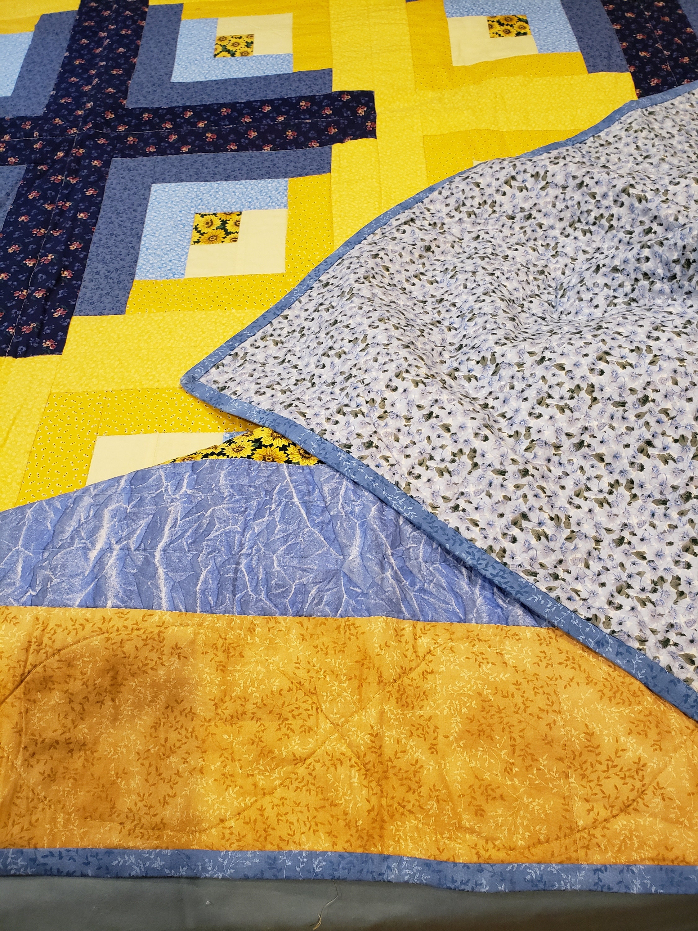 Blue and Yellow Log Cabin Quilt - Etsy