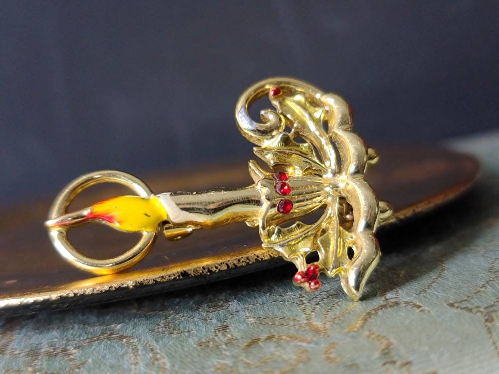 SIGNED BJ Beatrix Candlelight Pin Brooch Vintage 1940s Enamel Gold Tone ...