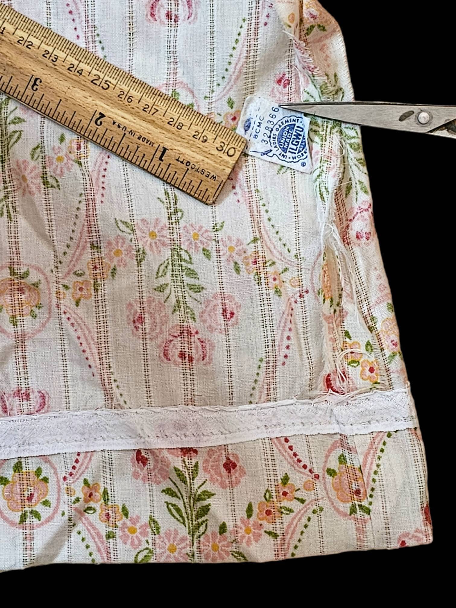 1960s Union Made Shirtdress With Tapered Pointy Barrymore Collar ILGWU ...