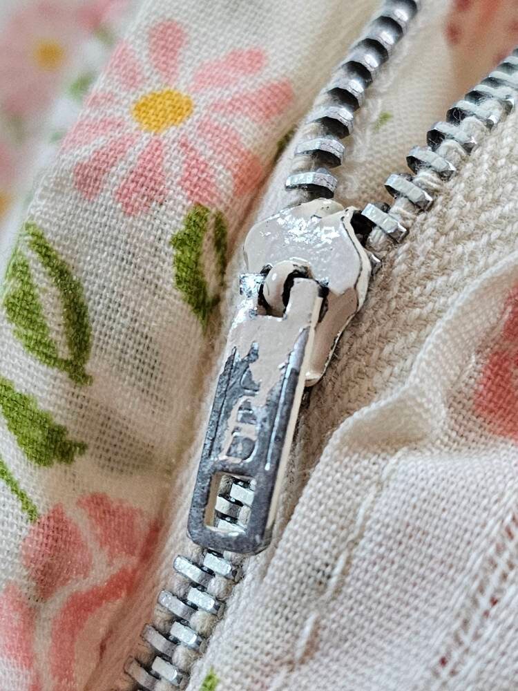 1960s Union Made Shirtdress With Tapered Pointy Barrymore Collar ILGWU ...