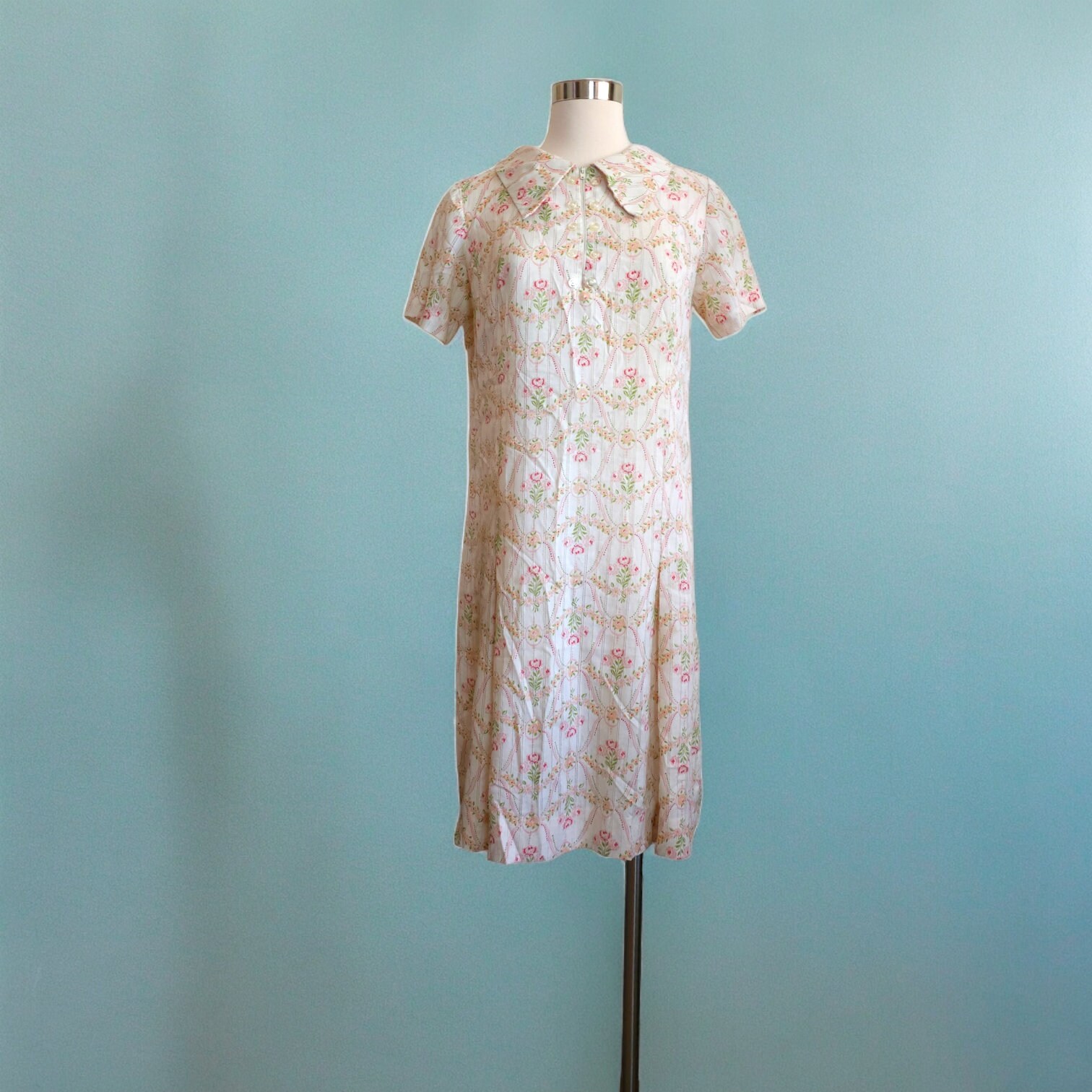 1960s Union Made Shirtdress With Tapered Pointy Barrymore Collar ILGWU ...