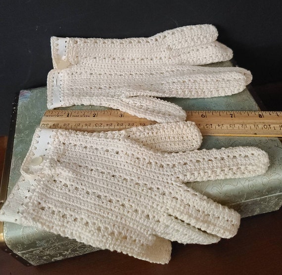 Vintage Italian Crochet Mesh Wrist Gloves with Leathe… - Gem