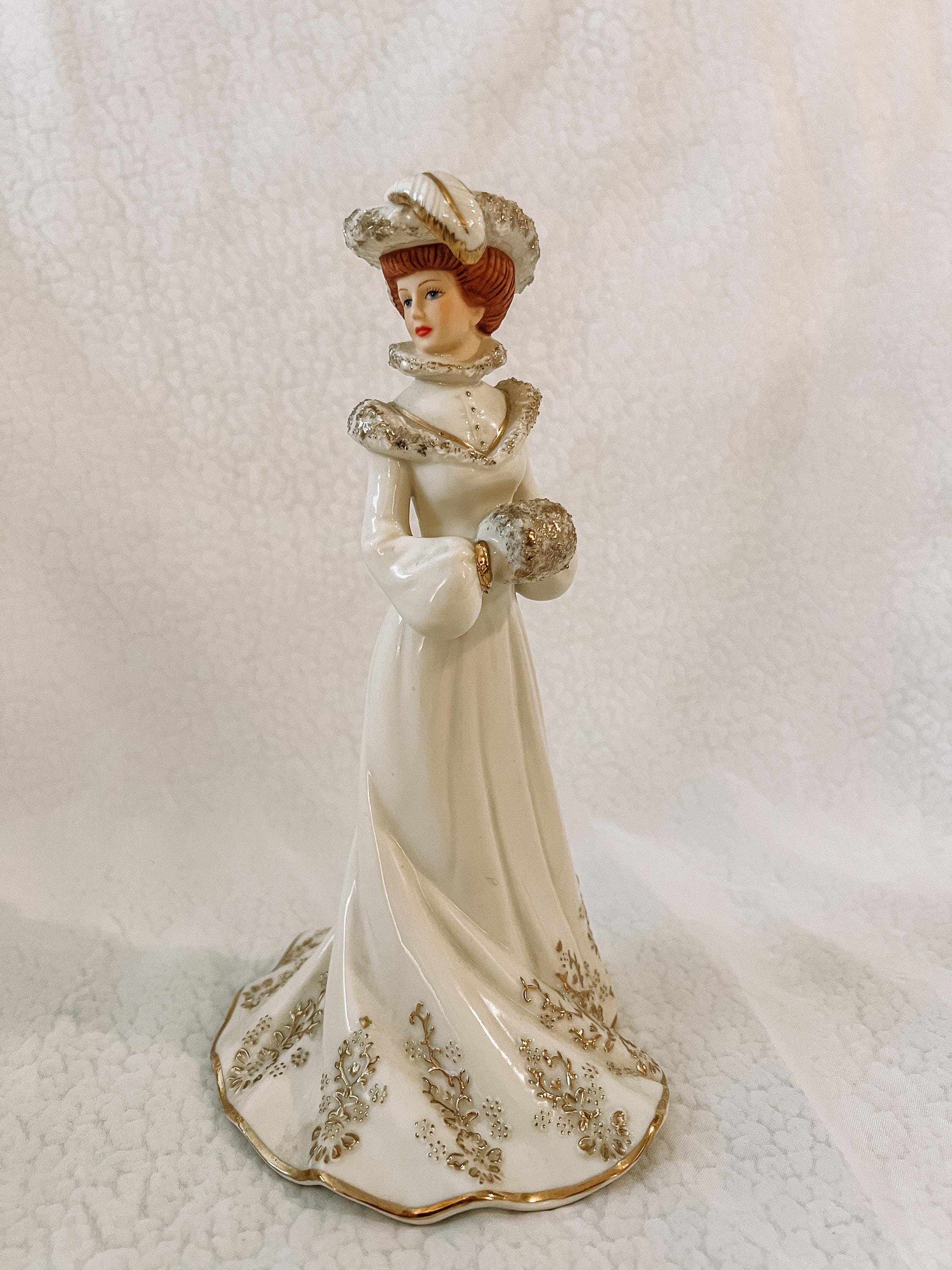 Vintage Lenox Porcelain Lady Figurine 'shopping on 5th Avenue' - Etsy