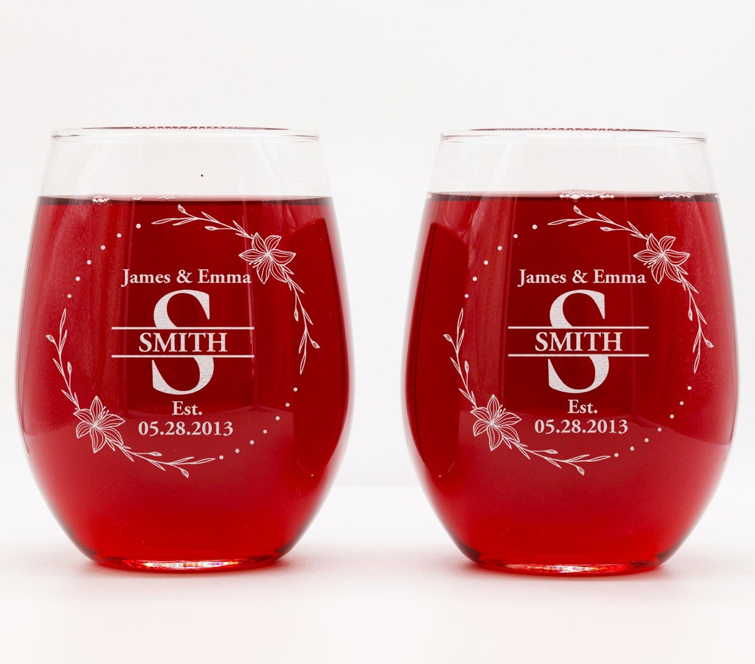 Personalized Engagement Wine Glass Set - Engraved Couple Gift - Etsy