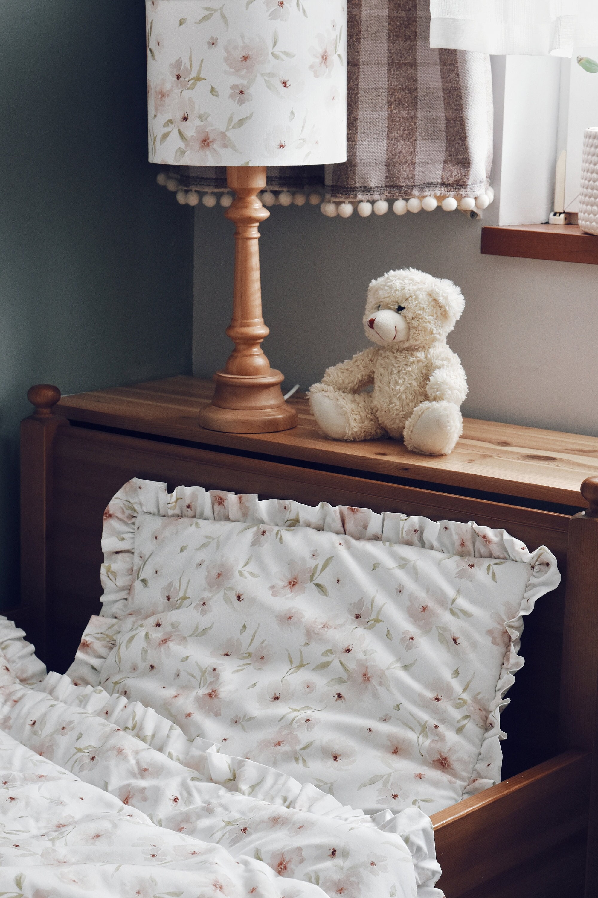 Flower Lamp for Girl's Room Table Lamp With Floral Print - Etsy