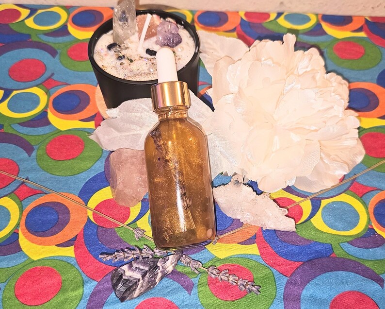 Reiki-infused "divine Radiance Protection Oil | Lavender + Mugwort ...