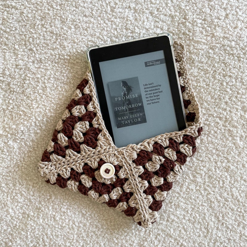 Custom Kindle Case Crochet - Etsy UK