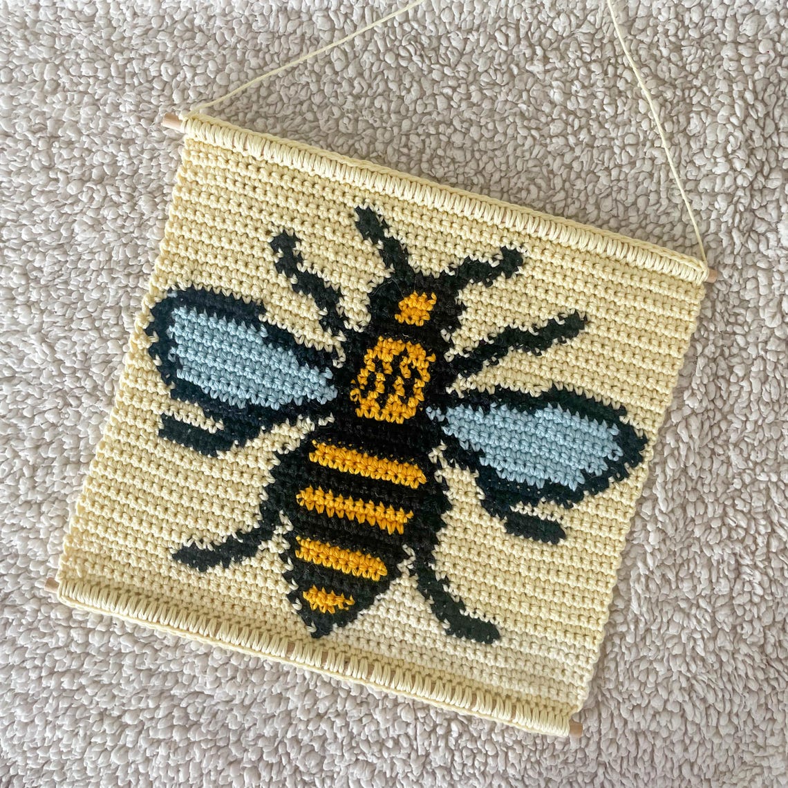 PDF | Bee Wall Hanging Pattern | Crochet Home Decor | Tapestry ...