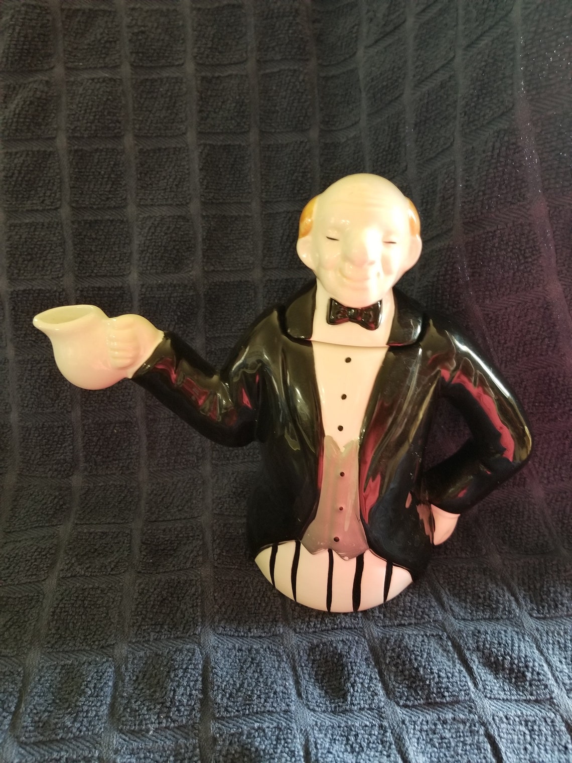 Henri the Butler - Teapot - Etsy