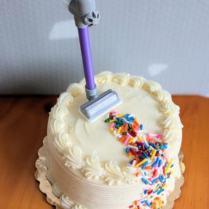 Vacuum Cake Topper | Vacuum Ornament | 3D Printed Cake Decor | Vacuum ...