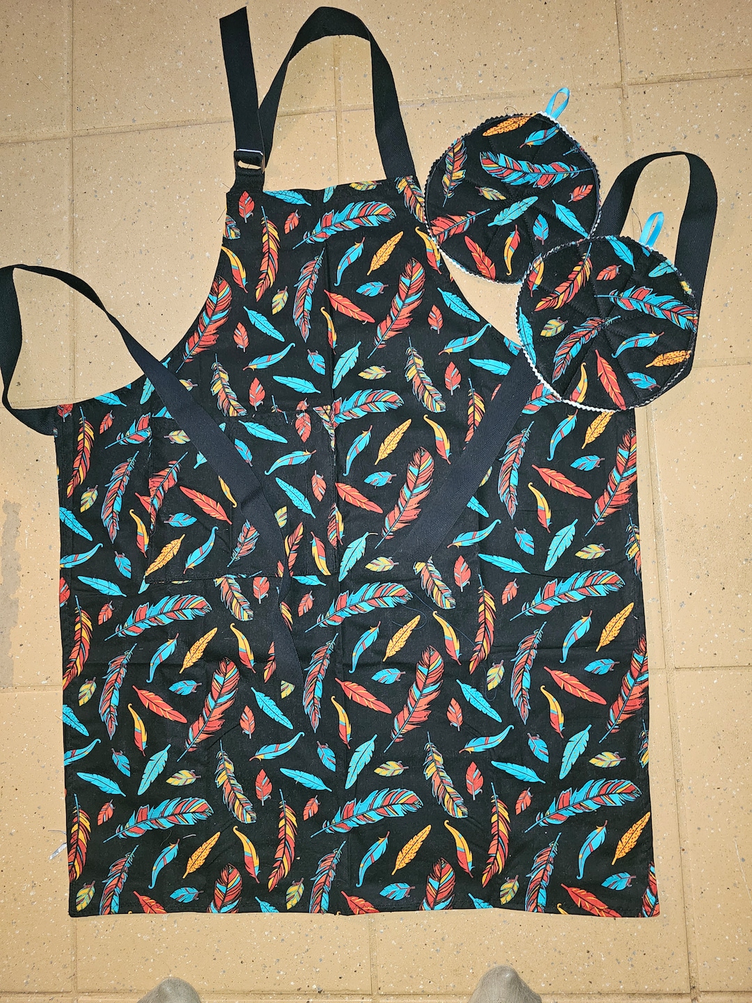 Feathers Native Design Apron. Tribal Design Apron, Reversible, Quality ...