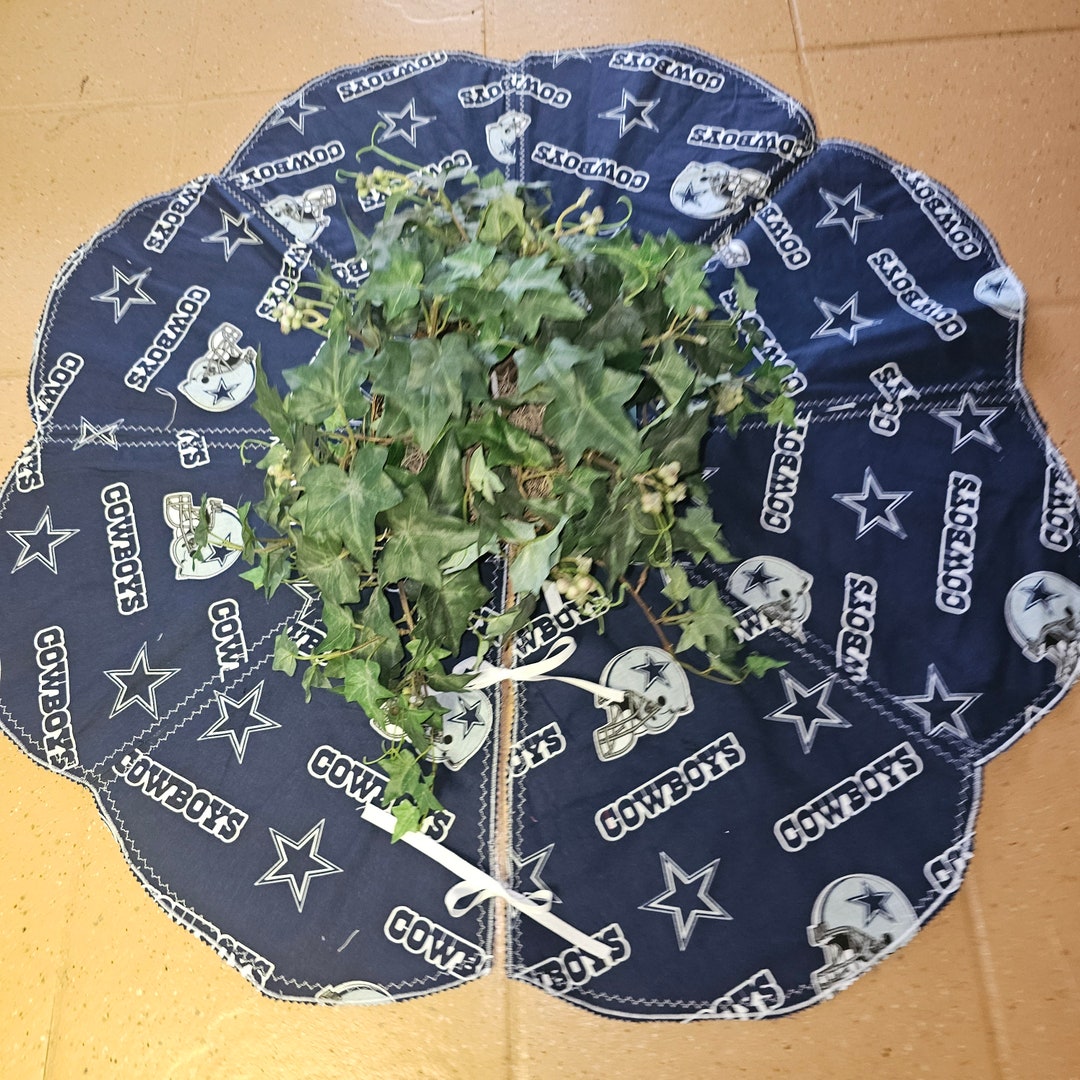 Dallas Cowboys Table Topper or Tree Skirt. Handmade, Quilted, Ribbon ...