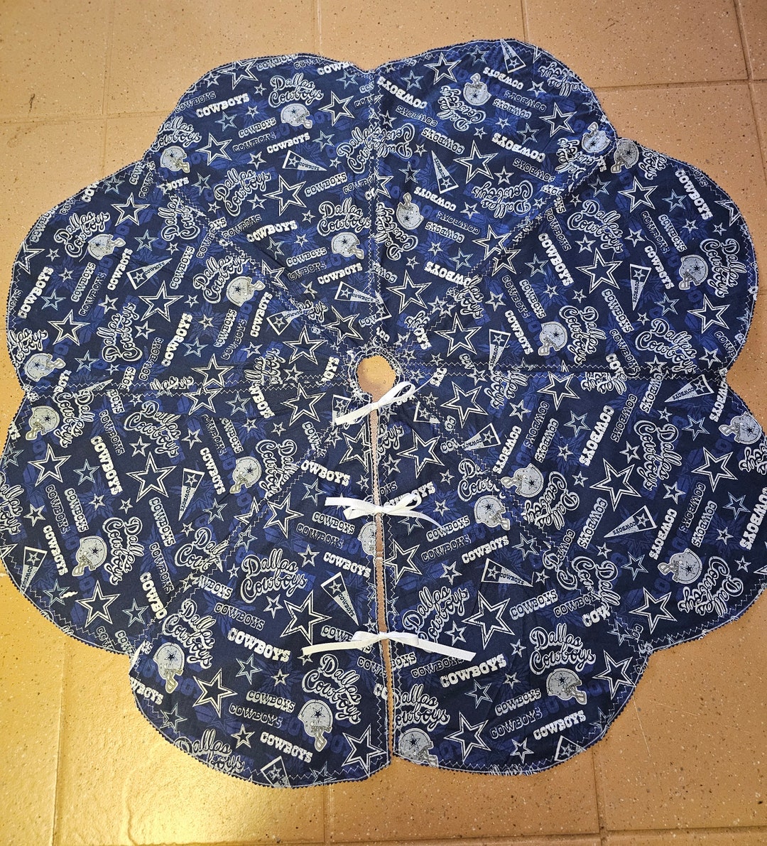 Dallas Cowboys Table Topper or Tree Skirt. Handmade, Quilted, Ribbon ...