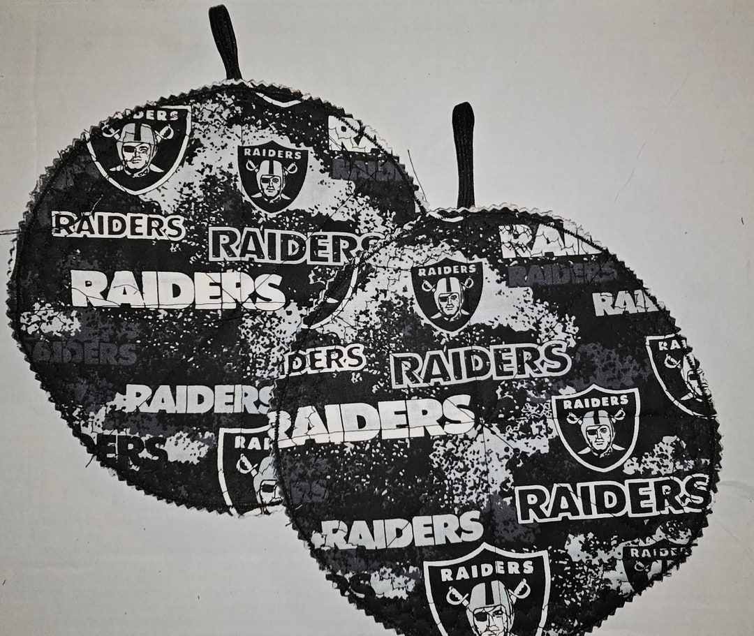 Las Vegas Raiders 2 Heavy Duty Man Size , Grilling Barbeque Pot Holders ...