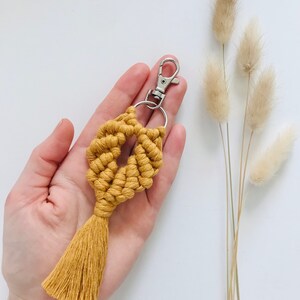 DIY Macrame Keychain Kit With PDF Tutorial | Key Ring Beginner Craft ...