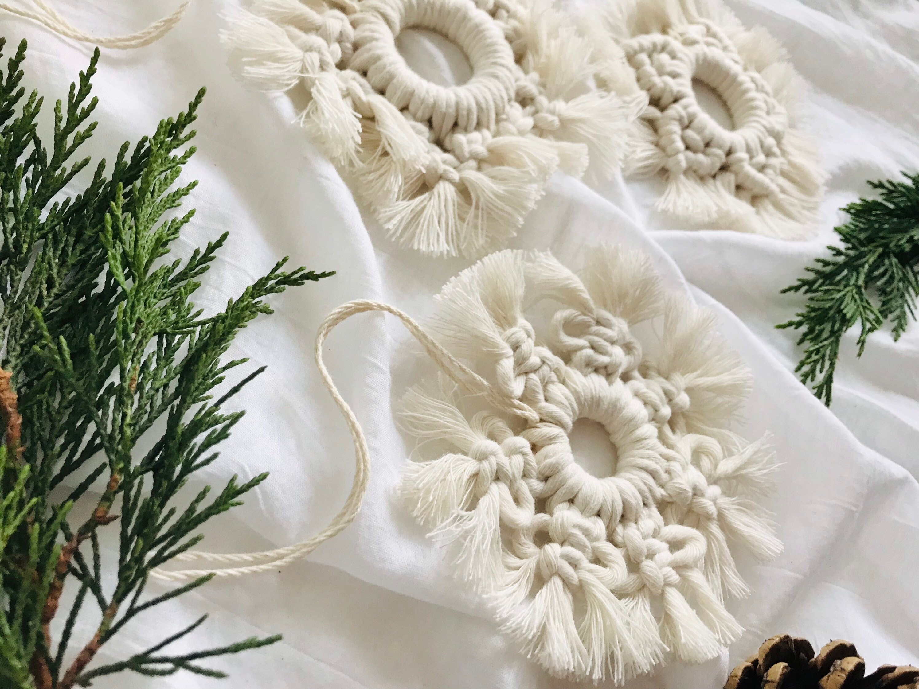 Set of 3 Macrame Snowflakes Natural Christmas Tree Decor - Etsy