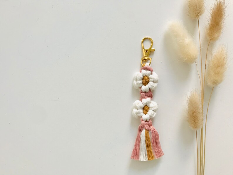 DIY Macrame Keychain PDF Pattern | Macrame Key Ring PDF Tutorial | Step ...