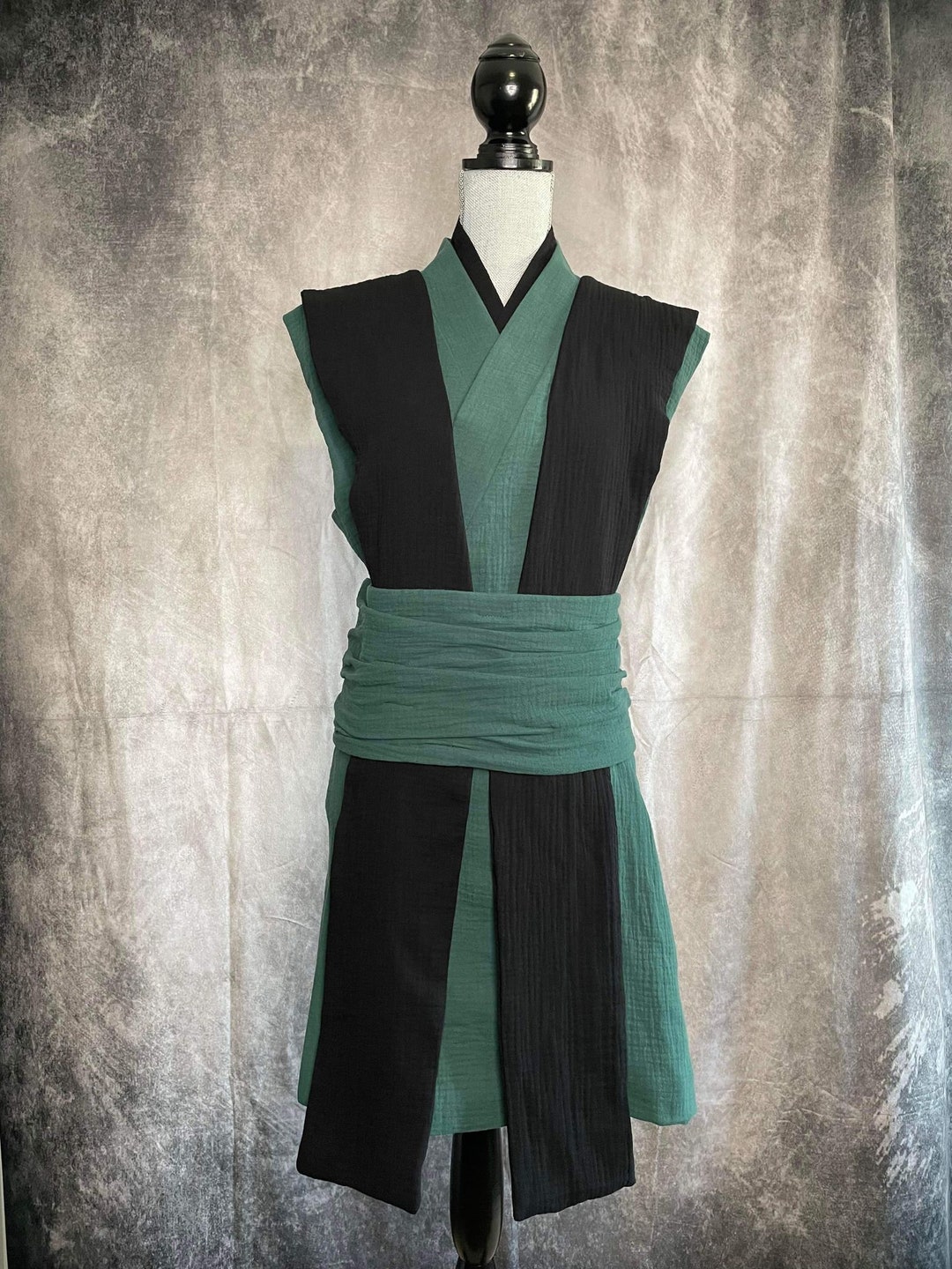 JEDI SLEEVELESS Custom Tunic 18+ Colors - Etsy