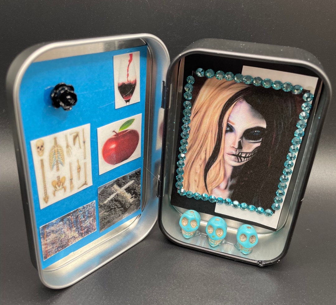 Hel Mini Altar, Hel, Goddess of Death, Goddess of the Underworld, Hel ...