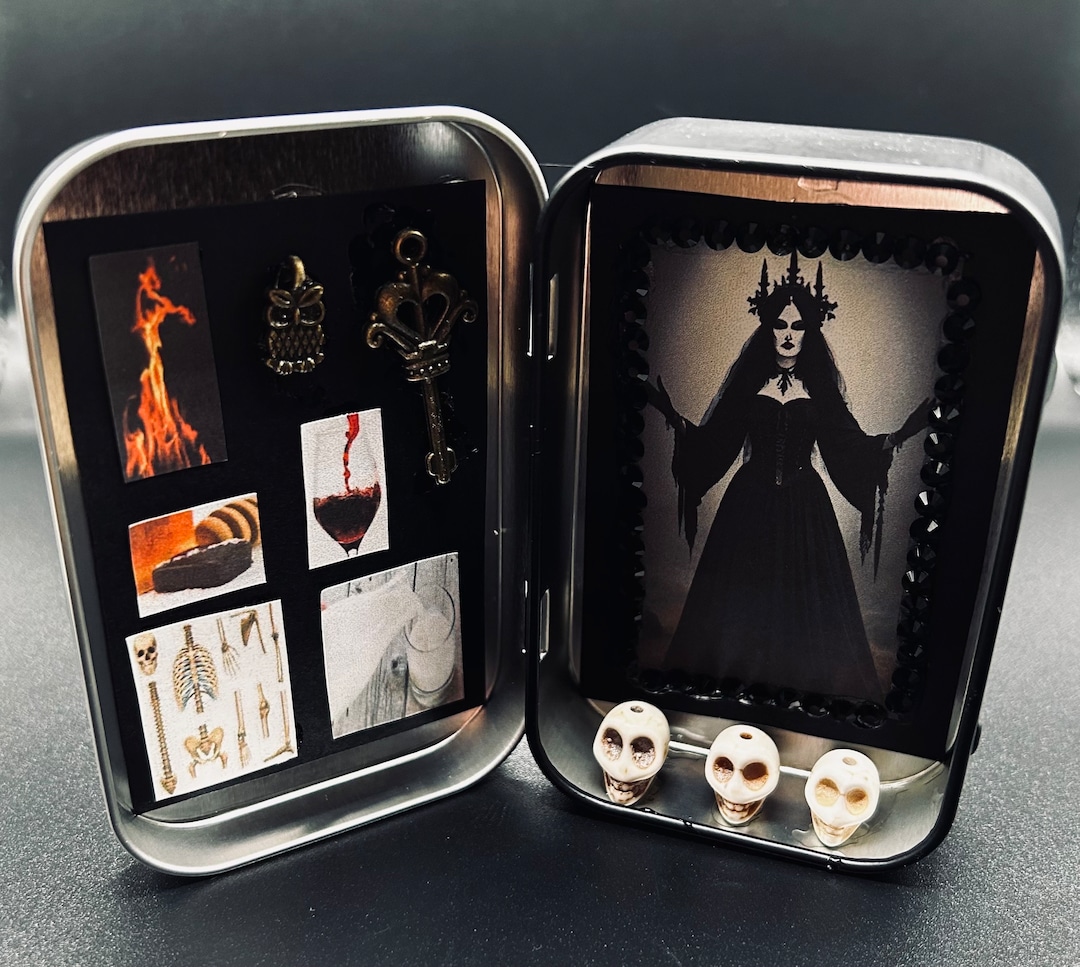 Hekate Mini Altar, Hekate Shrine, Hekate, Hecate, Goddess of Witchcraft ...