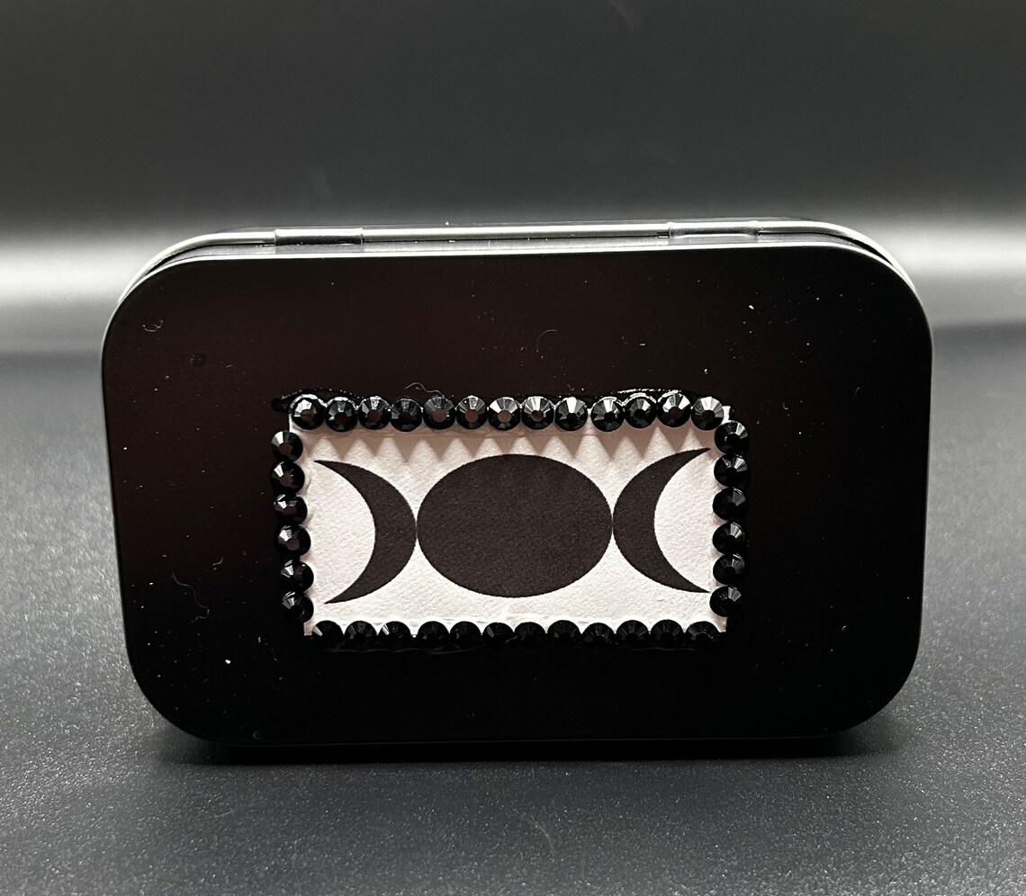 Hekate Mini Altar, Hekate Shrine, Hekate, Hecate, Goddess of Witchcraft ...