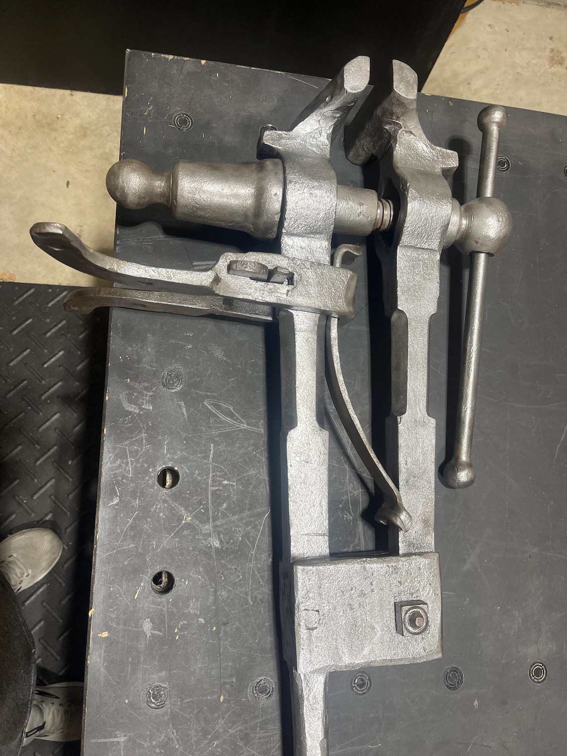 Vintage Iron City Blacksmith Vice Industrial Tool for Blacksmithing ...