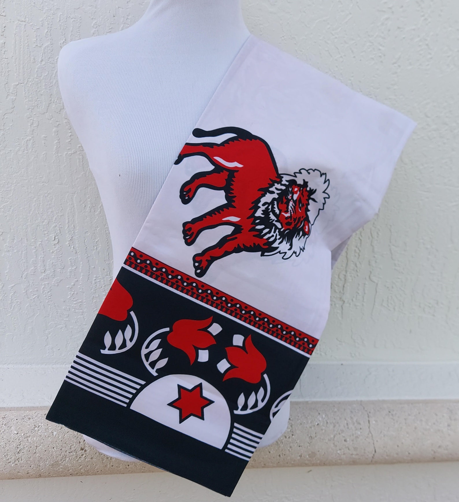 White Lion Amabhayi. Idlozi Fabric. African Spirituality - Etsy Canada