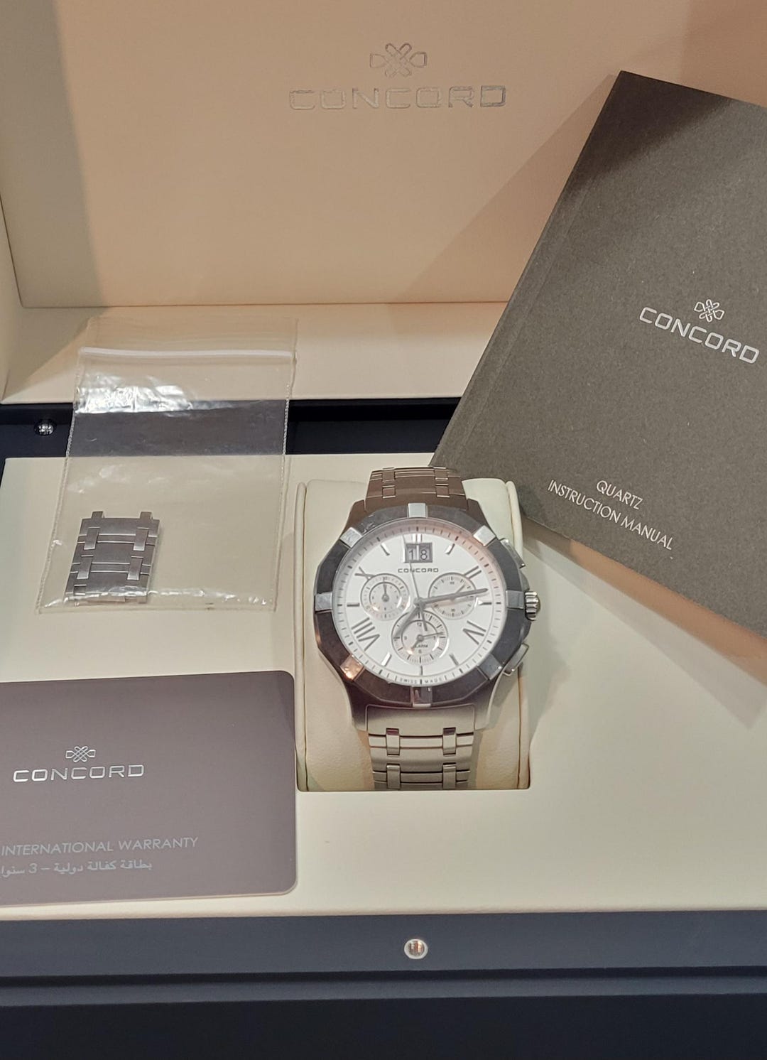 Concord Saratoga Alarm Chrono 42mm Swiss 17 Jewels Quartz Men's Watch ...