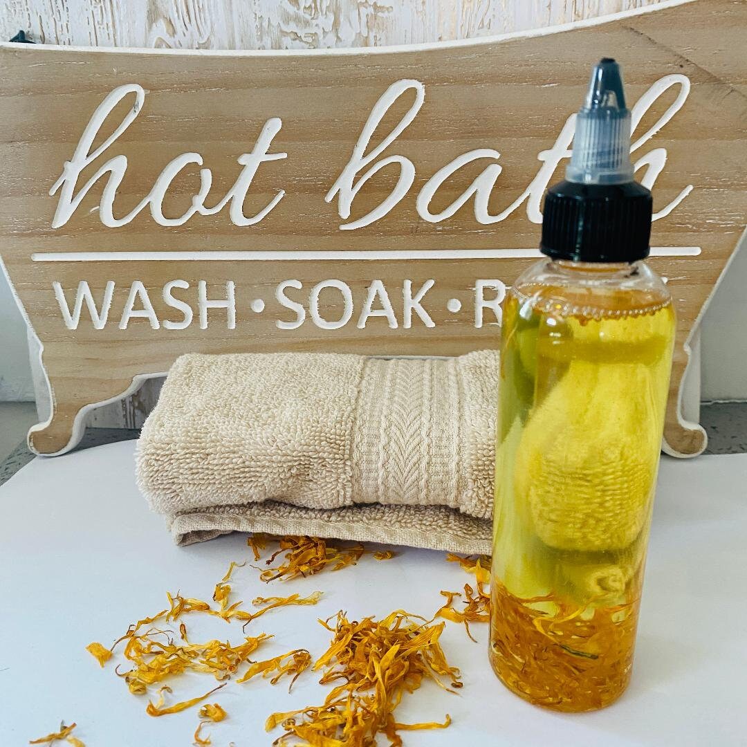 Moisturizing Coconut and Lemon Body Oil, Shower and Bath Oil, Tropical ...