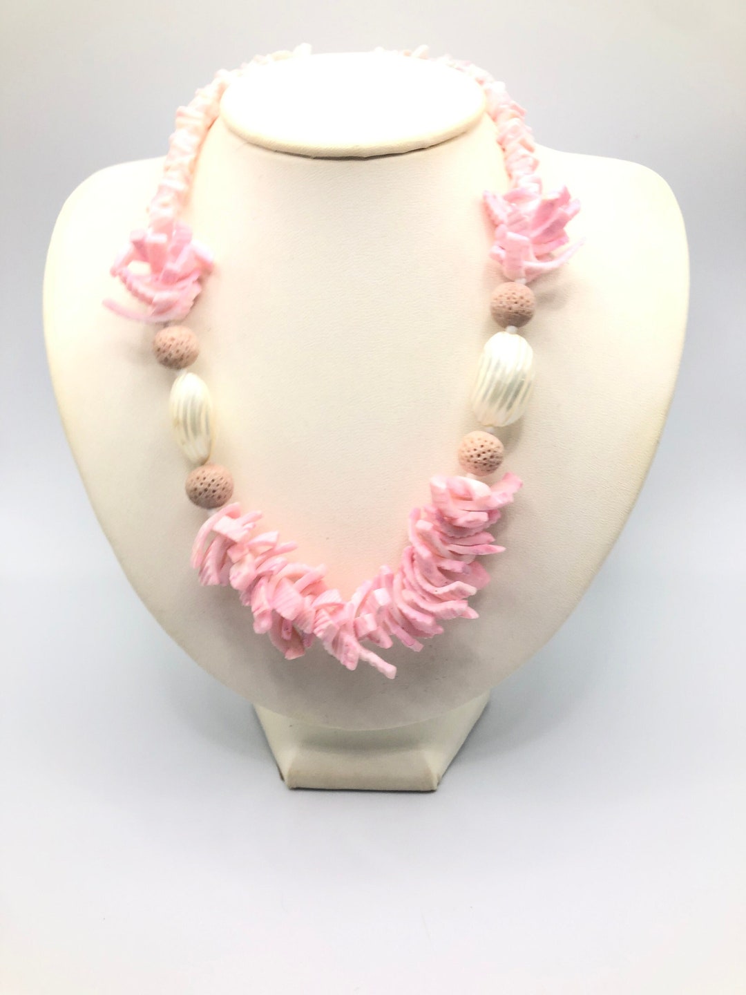 Vintage Pink Faux Shell Bead Necklace - 18 Inch Boho Jewelry - Etsy