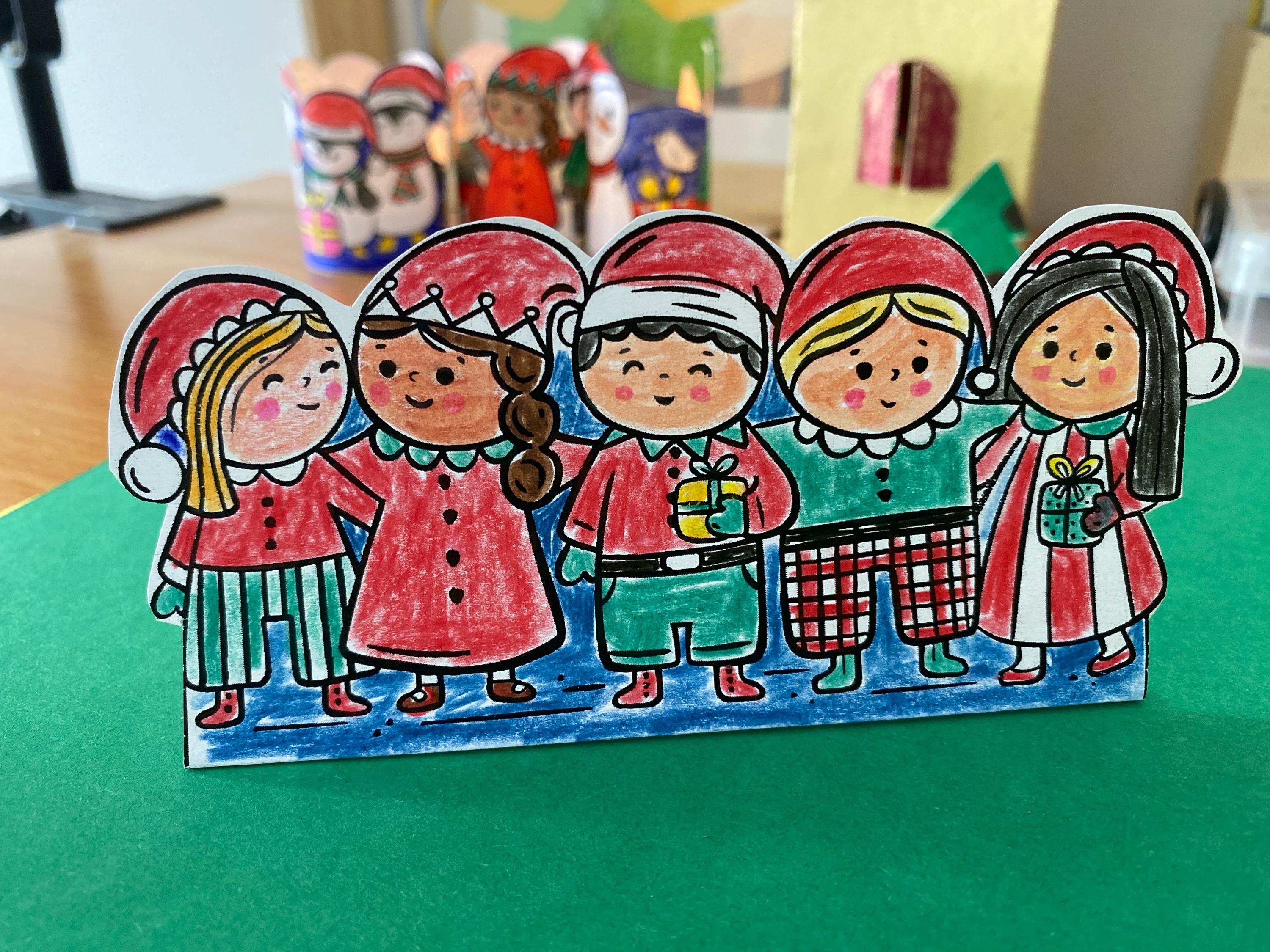 Printable Christmas Paper Lantern and Table Decor / Coloring Christmas ...