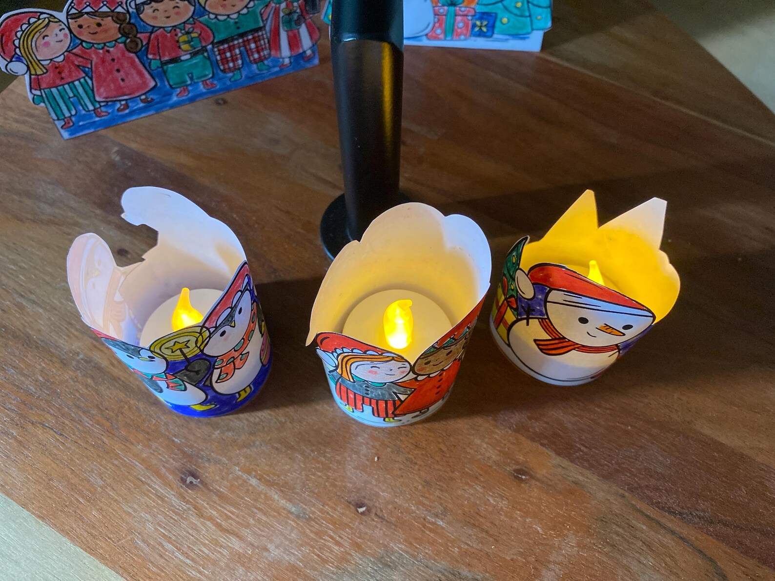 Printable Christmas Paper Lantern and Table Decor / Coloring Christmas ...