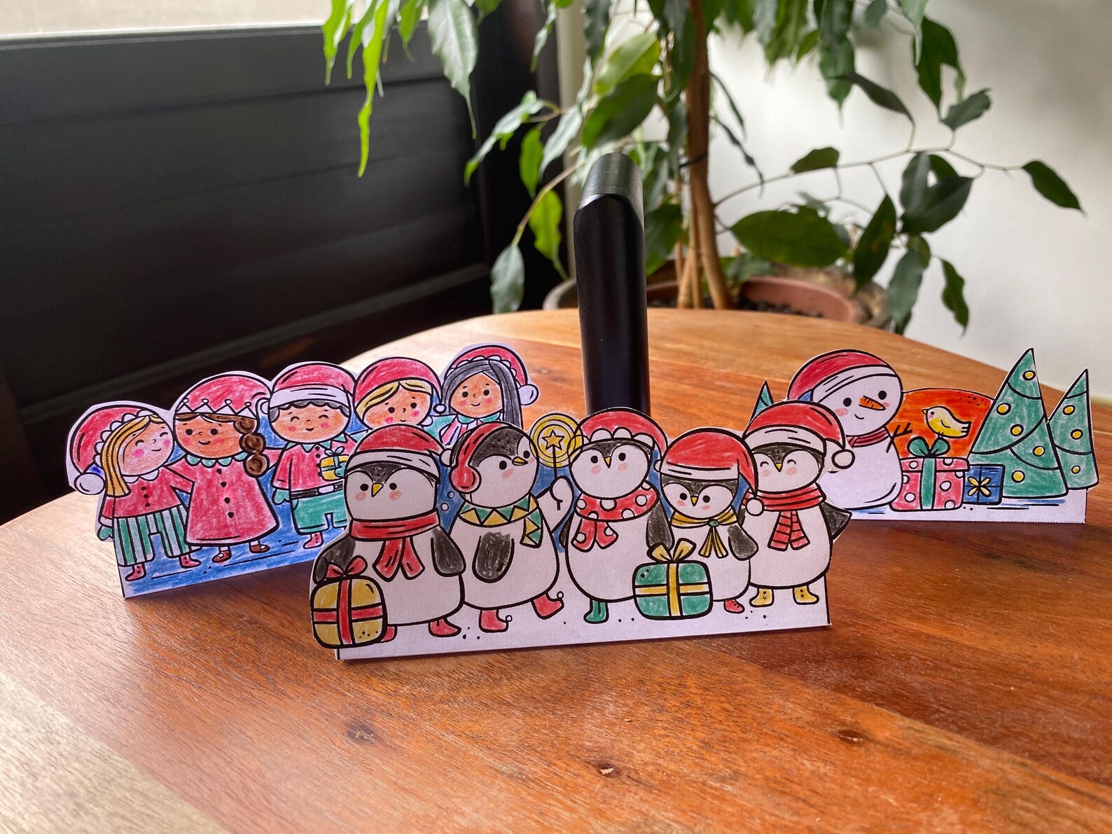 Printable Christmas Paper Lantern and Table Decor / Coloring Christmas ...