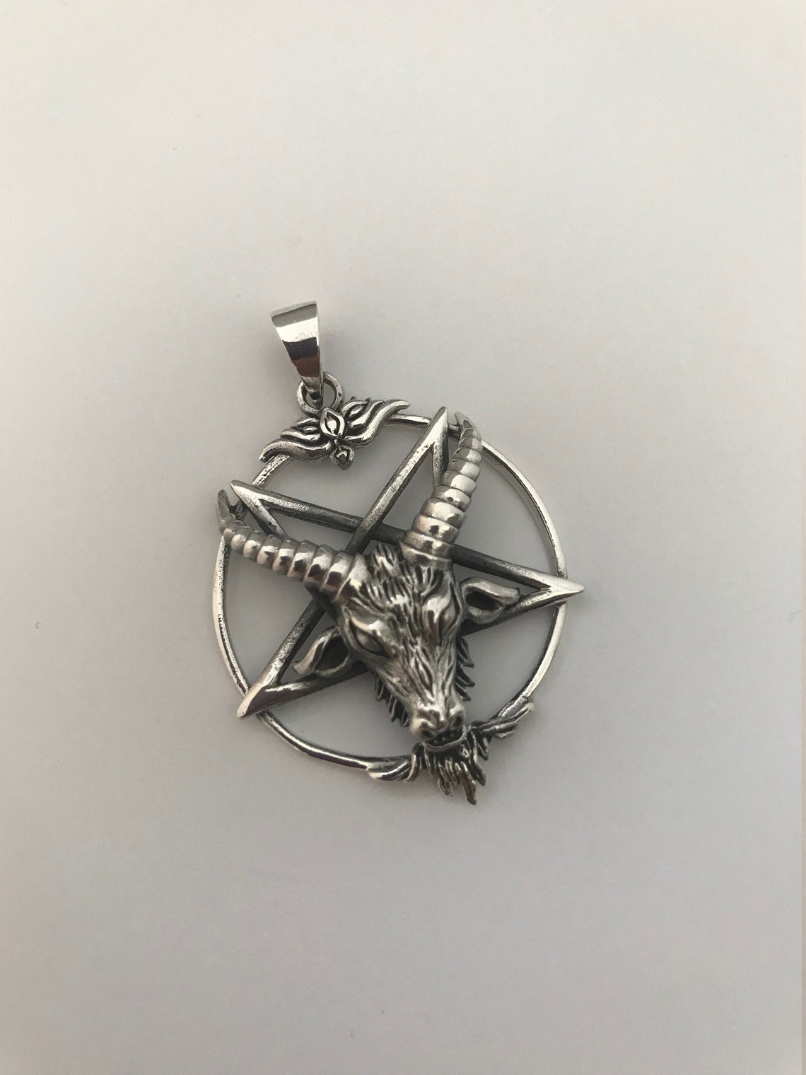 925 Sterling Silver Ram Head Pentagram - Etsy UK