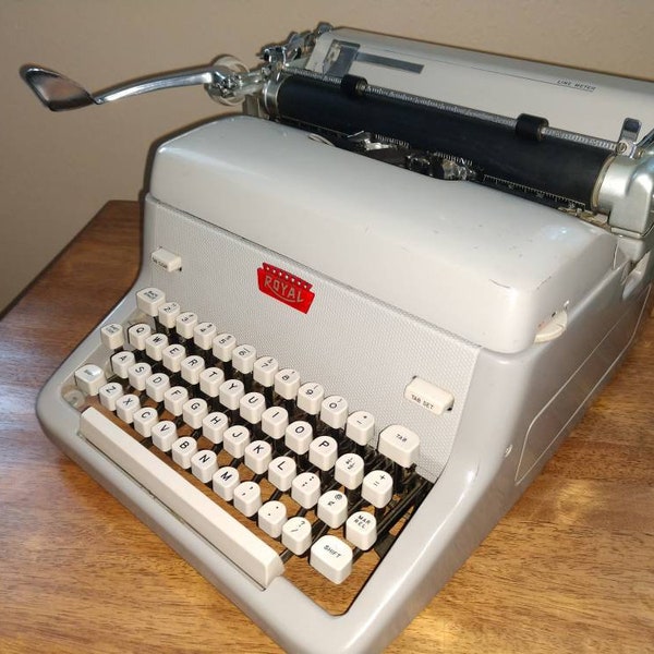 Royal Typewriter - Etsy