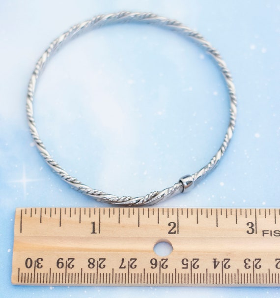 Vintage Beautiful Elven Elegance Bangle | Silver Tone… - Gem