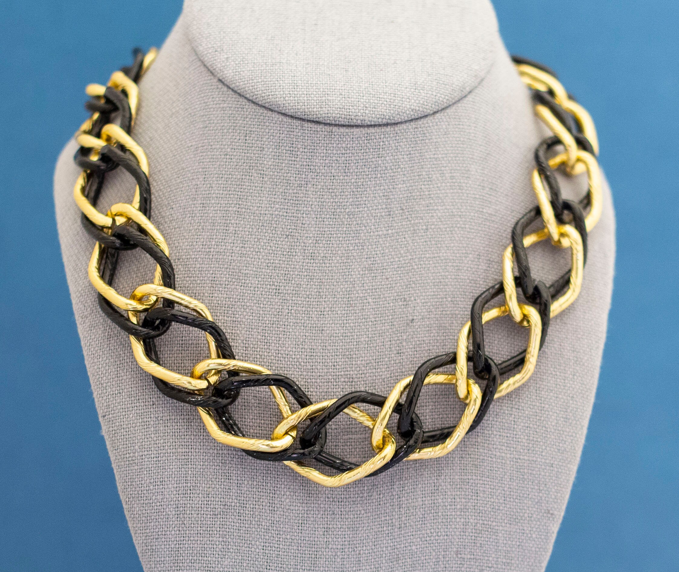 Vintage Gold & Black Chain Necklace Gold Tone Chain Necklace - Etsy
