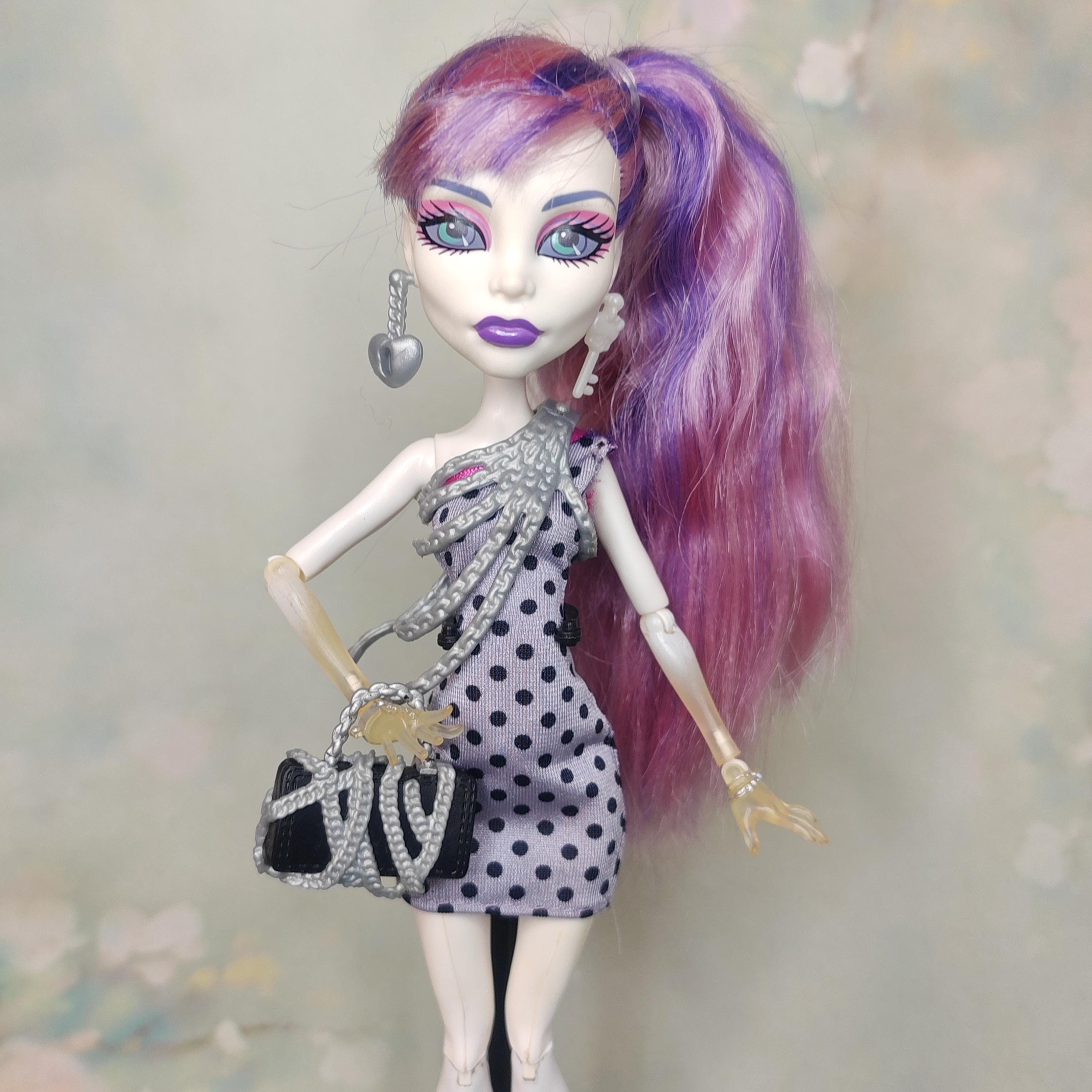 Monster High Dot Dead Gorgeous Spectra Vondergeist Doll Monster High ...