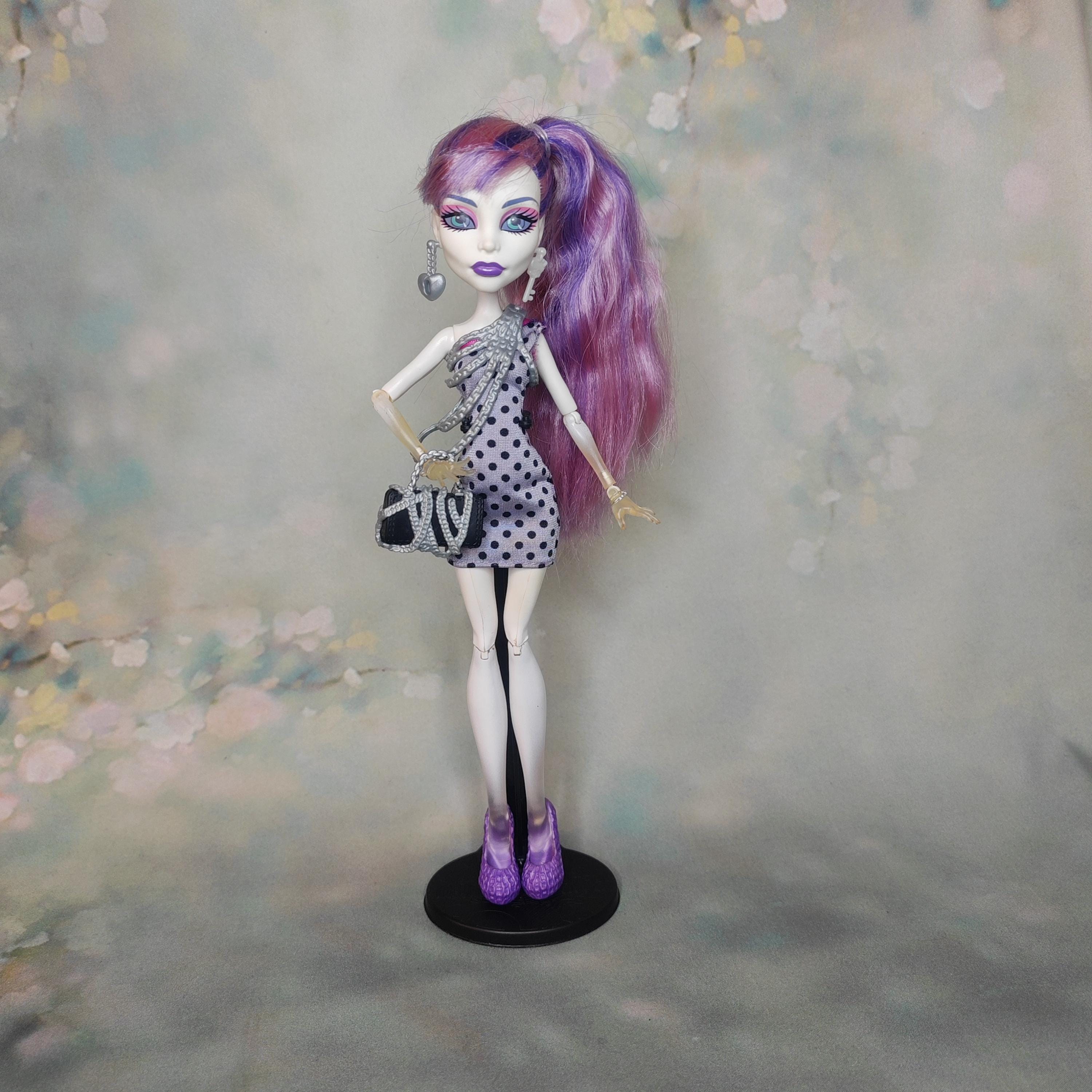 Monster High Dot Dead Gorgeous Spectra Vondergeist Doll Monster High ...
