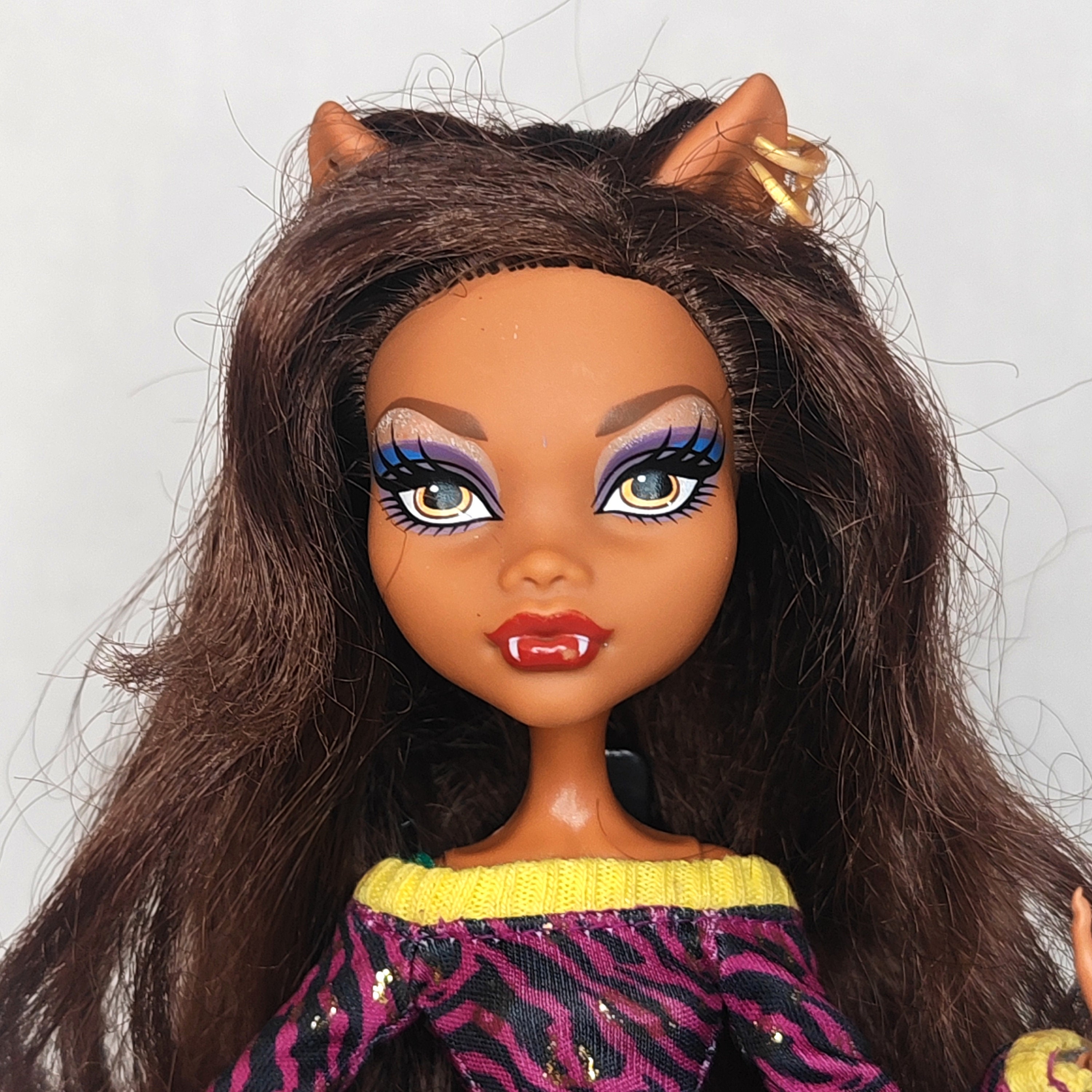 Rare Monster High Clawdeen Wolf School's Out Doll Black Elastics ...