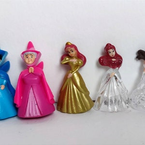 Set of 7 Disney Princesses Mini Figures Disney Princesses Mini Figures ...