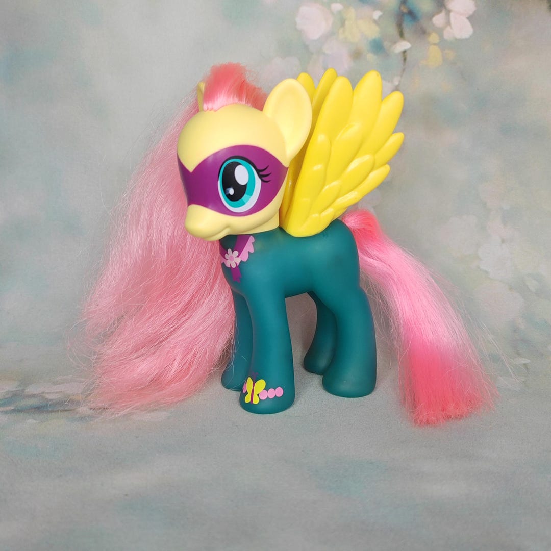 My Little Pony Fluttershy Saddle Rager Power Ponies 15 Cm or 6 ...