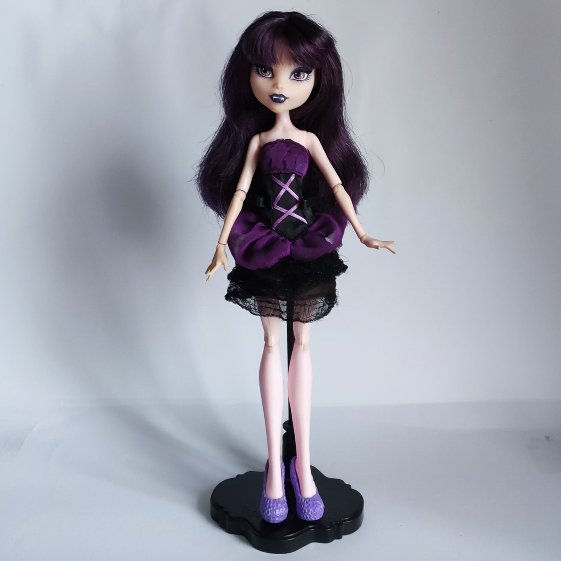 Elissabat Doll