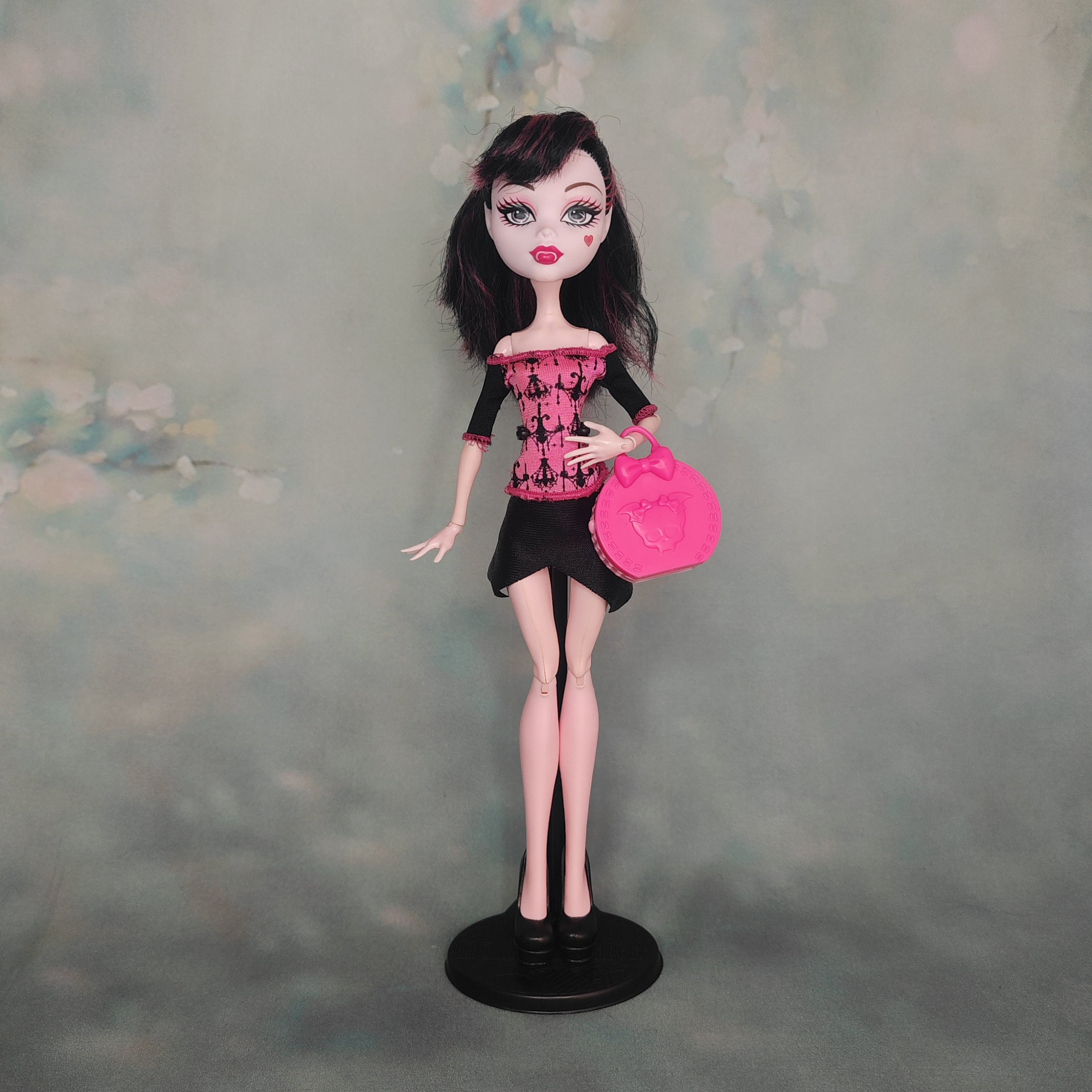 Monster High Dolls Draculaura Scaris Unboxing Draculaura And Comparing