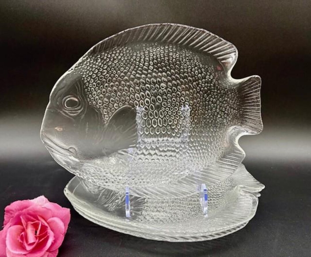 Vintage Clear Textured Glass Fish Shaped Plates Set of 4 C.1970s ...
