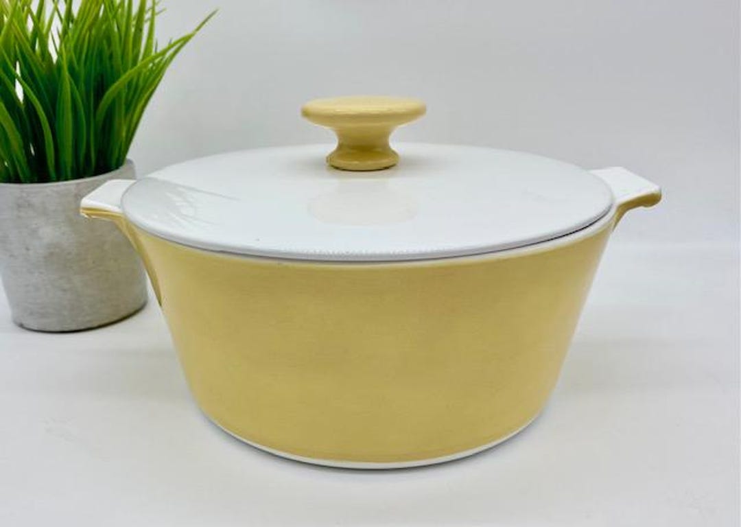 Vintage Corning Ware Casserole With Lid C.1969 Buffet Server Series ...